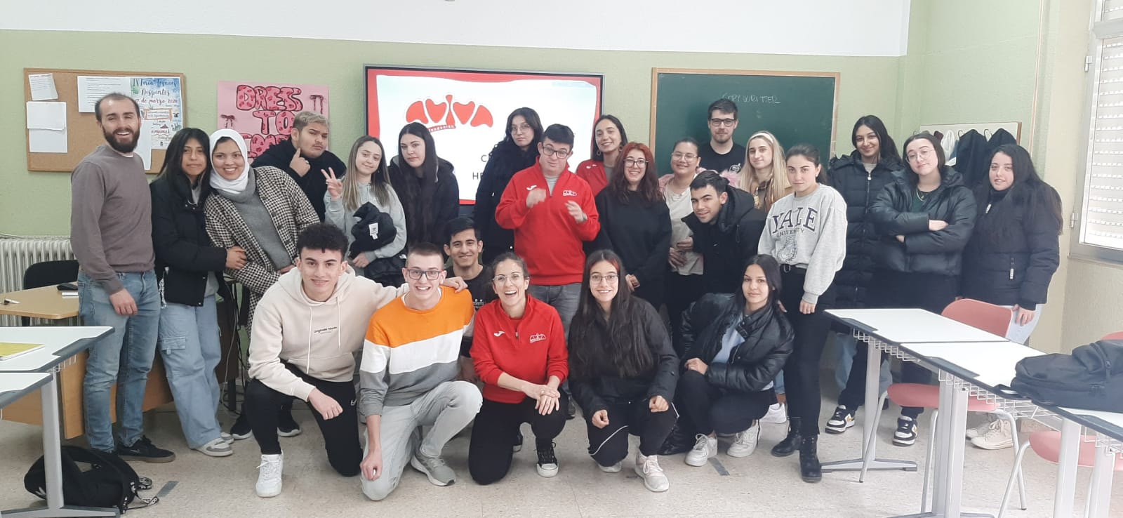 Charla sobre Fundación AVIVA en el Centro de Formación Hernández Vera ...