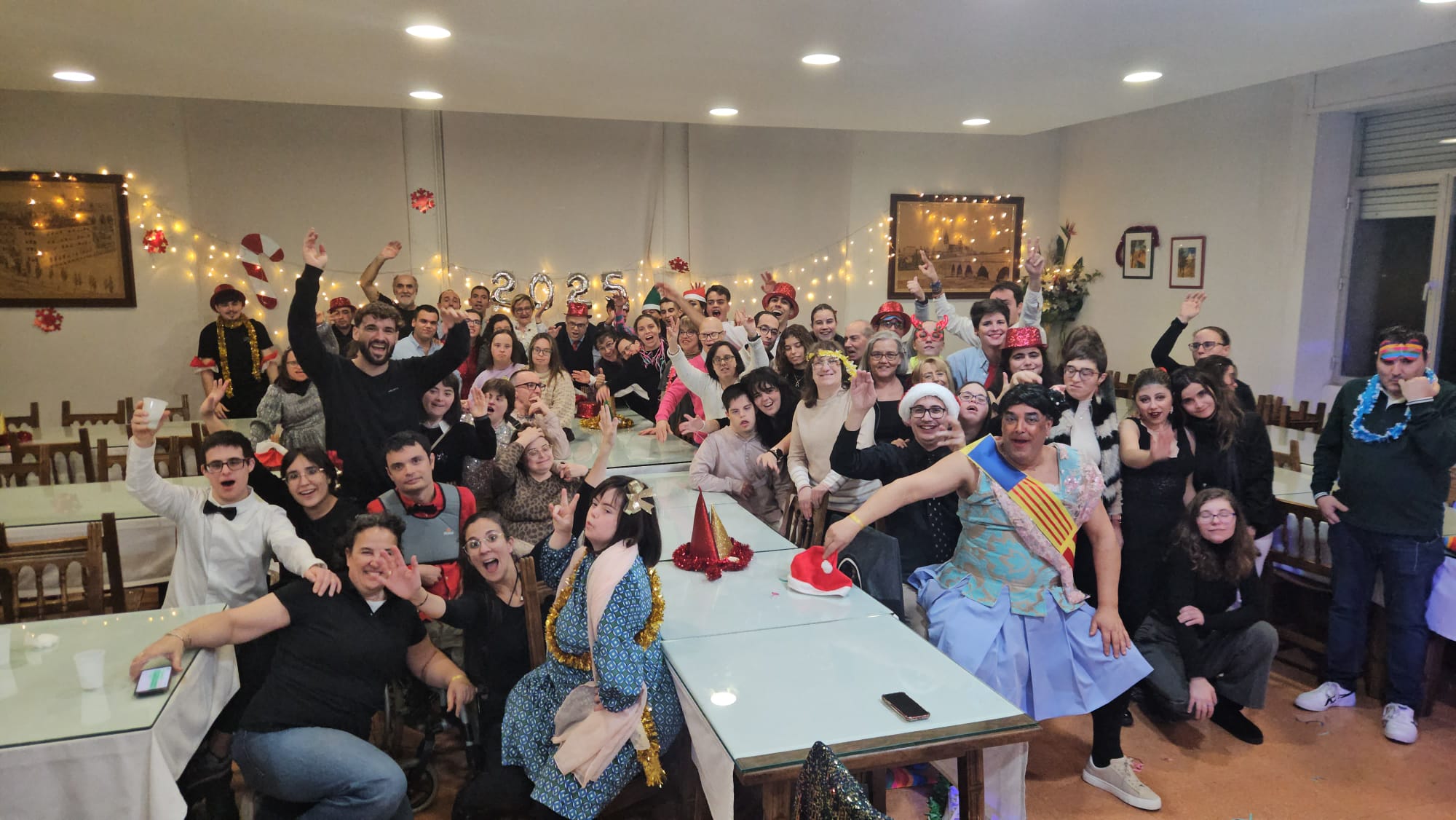 ¡YA SON 15 LAS CELEBRACIONES DEL COTILLÓN AVIVA! - Aviva Salamanca